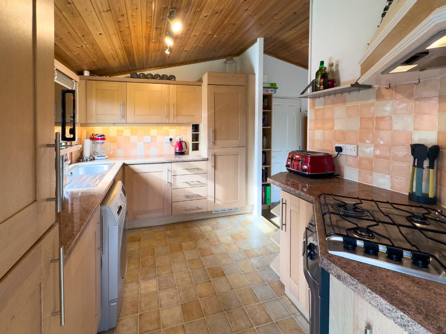 Lodge 15, Henllan Caravan Park, Welshpool, SY21 9EJ | Estate Agents ...